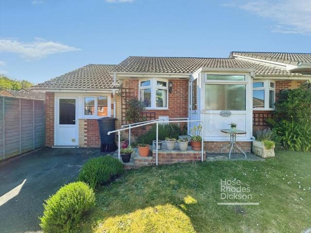 2 bedroom bungalow for sale