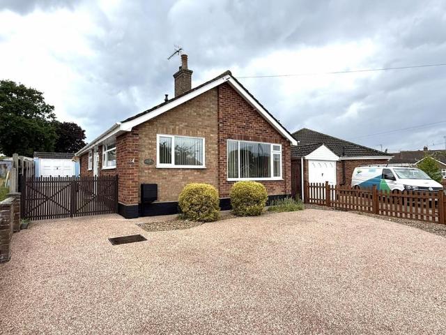 2 bedroom bungalow for sale
