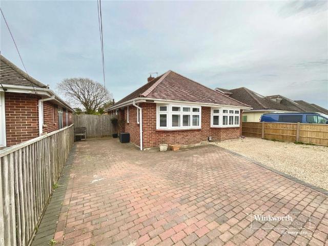 2 bedroom bungalow for sale