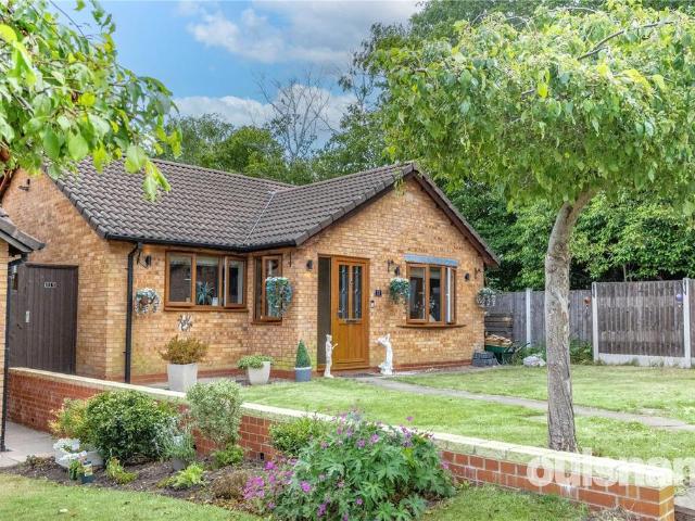 2 bedroom bungalow for sale