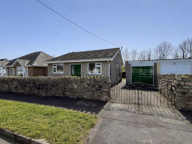 2 bedroom bungalow for sale