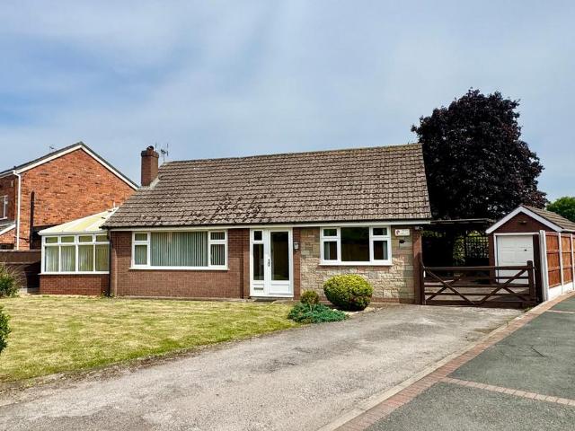 2 bedroom bungalow for sale