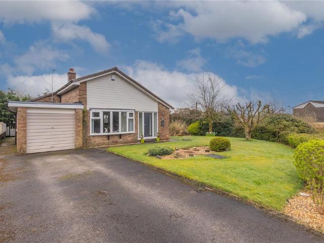 2 bedroom bungalow for sale