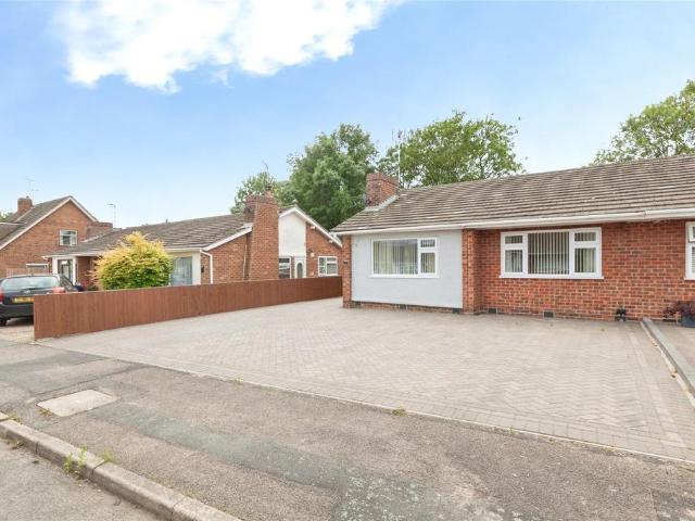 2 bedroom bungalow for sale