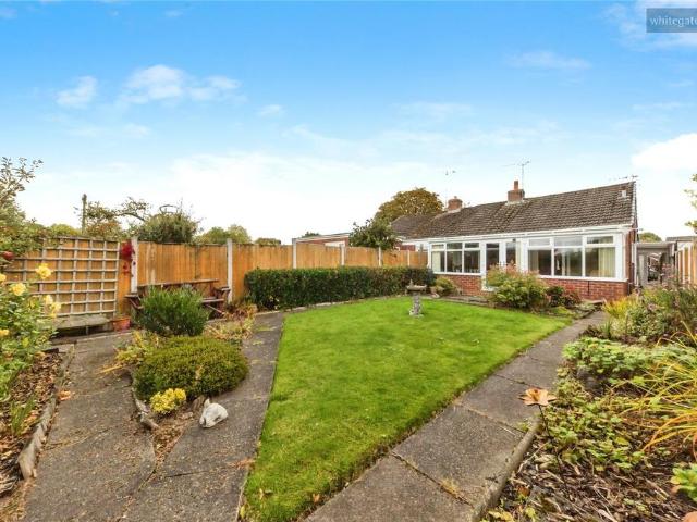 2 bedroom bungalow for sale