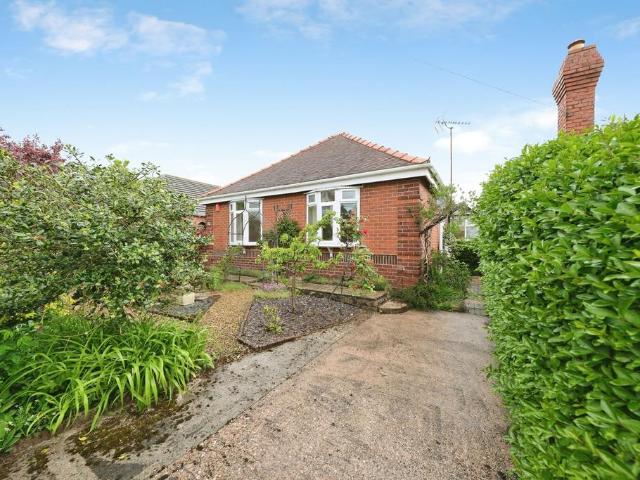 2 bedroom bungalow for sale