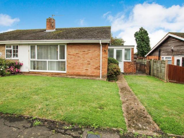 2 bedroom bungalow for sale