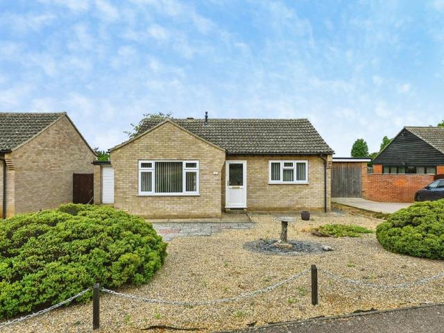 2 bedroom bungalow for sale