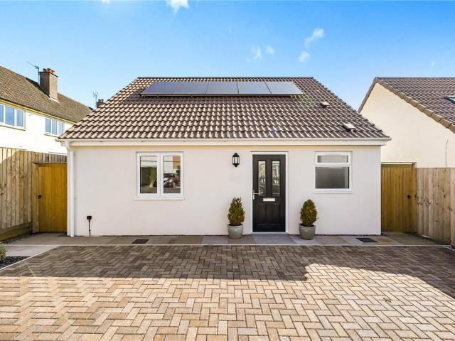 2 bedroom bungalow for sale