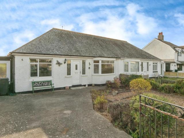 2 bedroom bungalow for sale