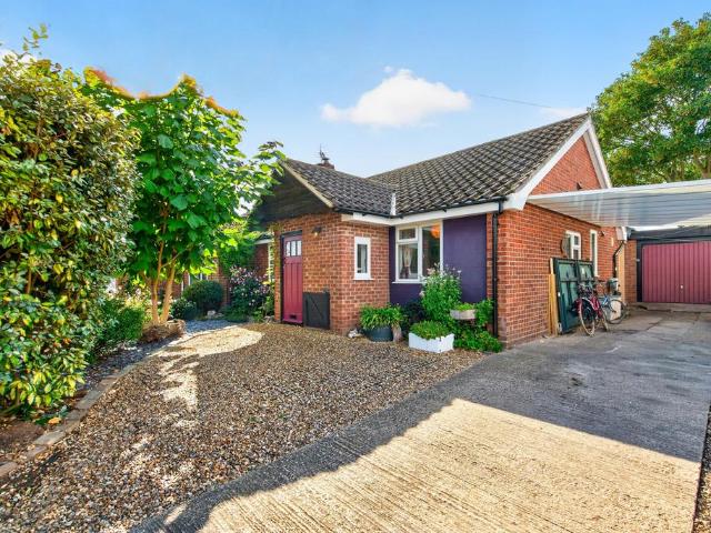 2 bedroom bungalow for sale