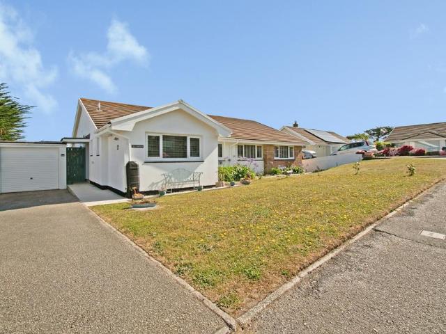 2 bedroom bungalow for sale