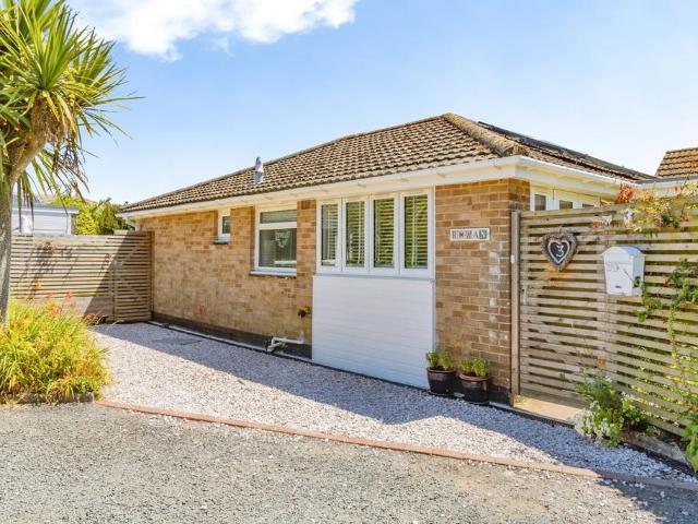 2 bedroom bungalow for sale