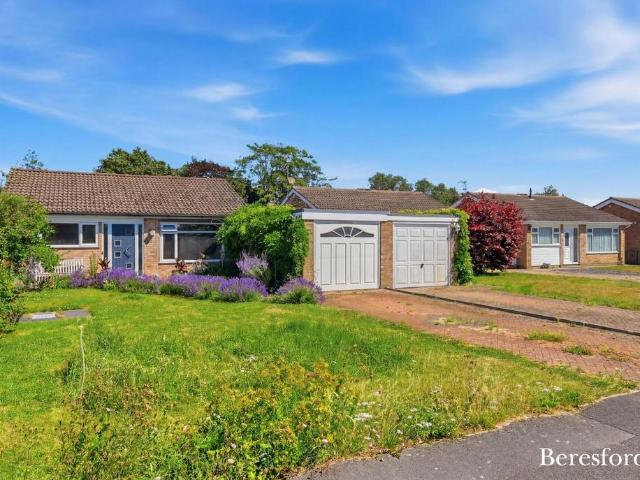 2 bedroom bungalow for sale