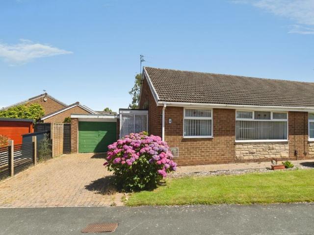 2 bedroom bungalow for sale