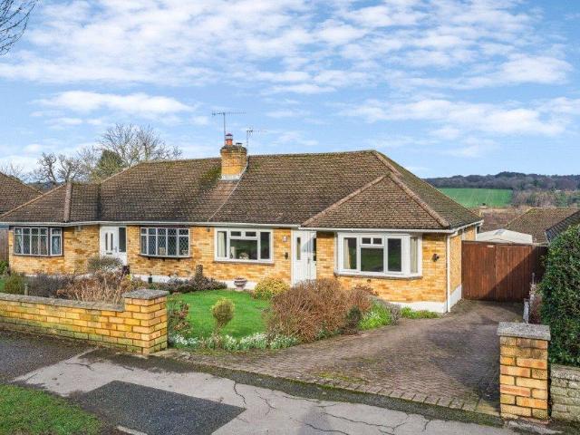 2 bedroom bungalow for sale