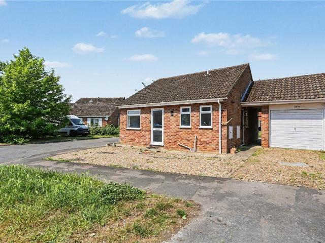 2 bedroom bungalow for sale