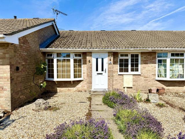 2 bedroom bungalow for sale