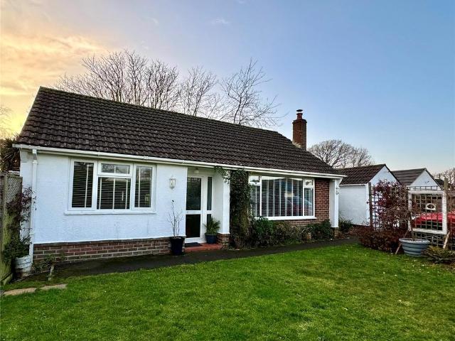 2 bedroom bungalow for sale