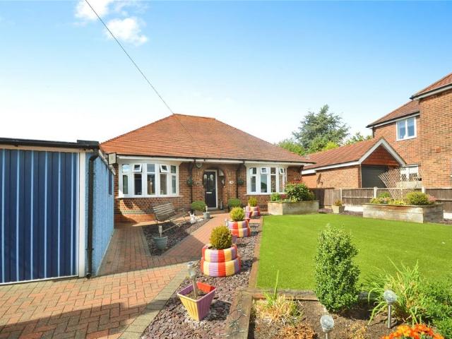 2 bedroom bungalow for sale