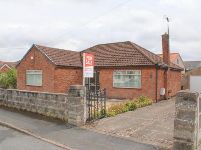 2 bedroom bungalow for sale