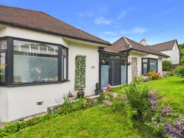 2 bedroom bungalow for sale
