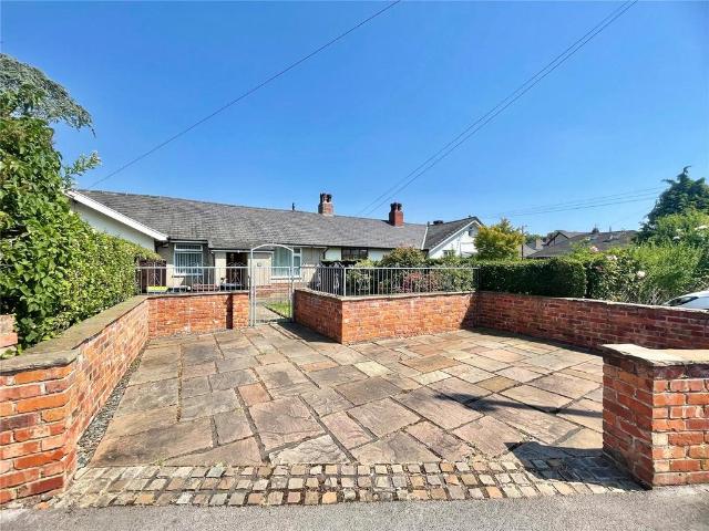 2 bedroom bungalow for sale