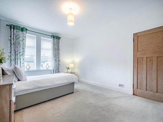 2 bedroom bungalow for sale in 29 Southhill Avenue, Burnside, Glasgow, G73