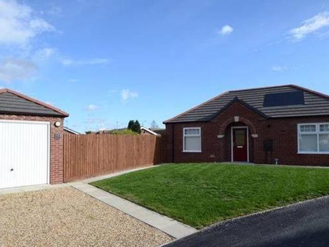 2 bedroom bungalow for sale in 54 Curtis Drive Coningsby LN4