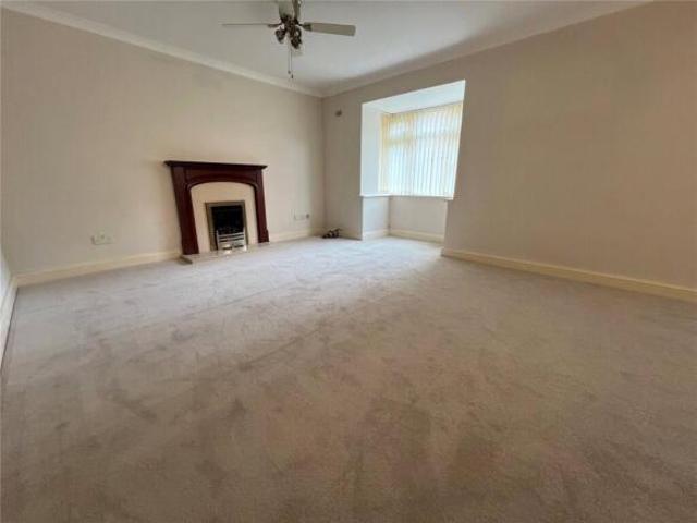 2 bedroom bungalow for sale in Catalina Drive, Baiter Park, Poole, Dorset, BH15