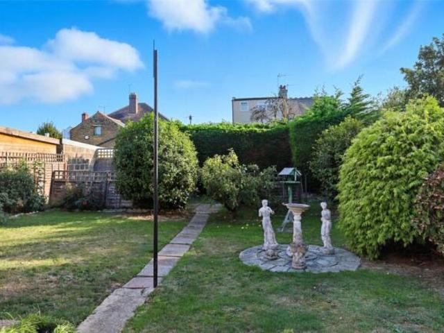 2 bedroom bungalow for sale in Central Avenue, Southend on Sea, Essex, SS2