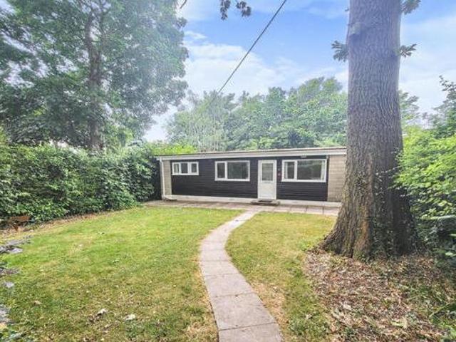 2 Bedroom Bungalow For Sale In Chapel Cleeve