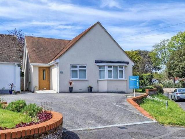 2 Bedroom Bungalow For Sale In Christchurch, Dorset