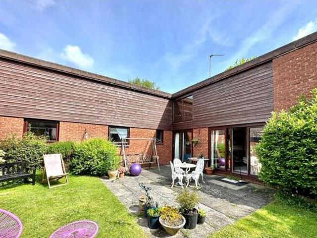 2 Bedroom Bungalow For Sale In Christchurch, Hampshire