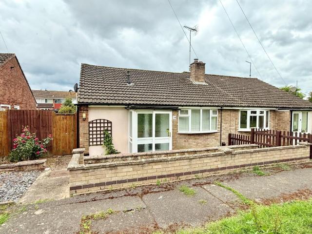 2 bedroom bungalow for sale in Clipston Way, Duston, NN5 6TP, NN5