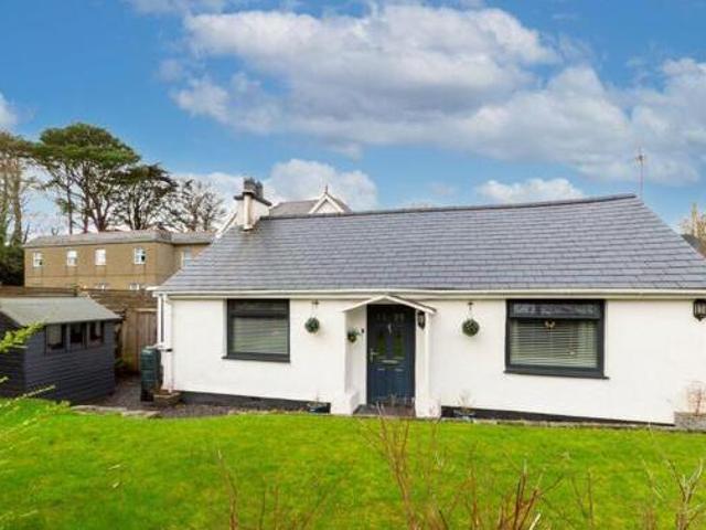 2 Bedroom Bungalow For Sale In Criccieth, Gwynedd