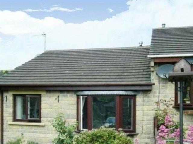 2 bedroom bungalow for sale in Crowther Close Slaithwaite Huddersfield HD7