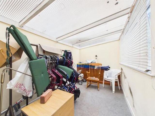 2 bedroom bungalow for sale in Alder Close, Worcester, Worcestershire, WR3