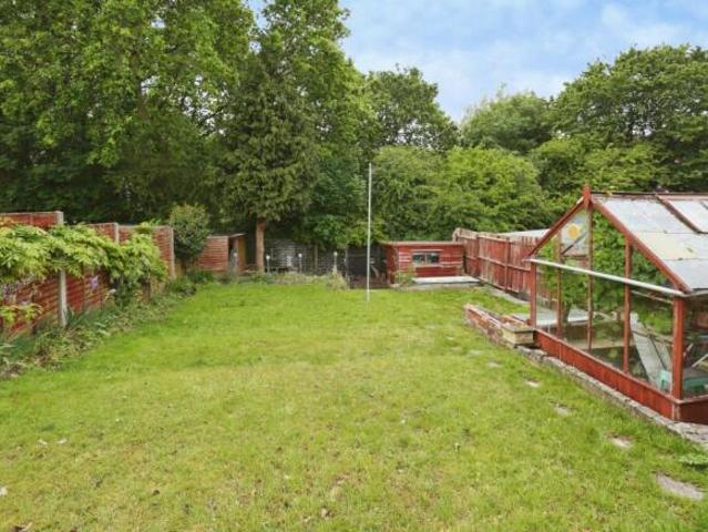 2 bedroom bungalow for sale in Alfriston Gardens, Southampton, Hampshire, SO19