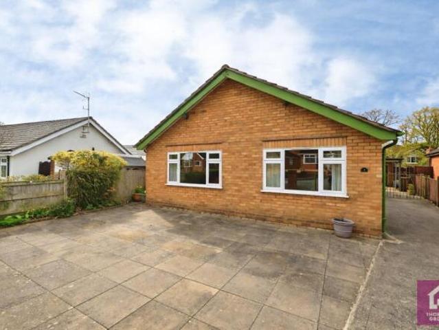 2 bedroom bungalow for sale in Bank Close, Newton, Chester, Cheshire, CH2