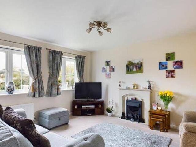 2 Bedroom Bungalow For Sale In Bardney