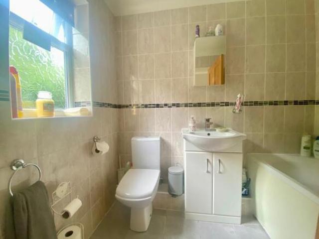 2 bedroom bungalow for sale in Barham Close, Stanground, Peterborough, PE2