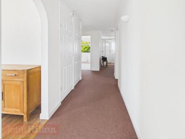2 bedroom bungalow for sale in Bevendean Avenue, Saltdean, Brighton, BN2