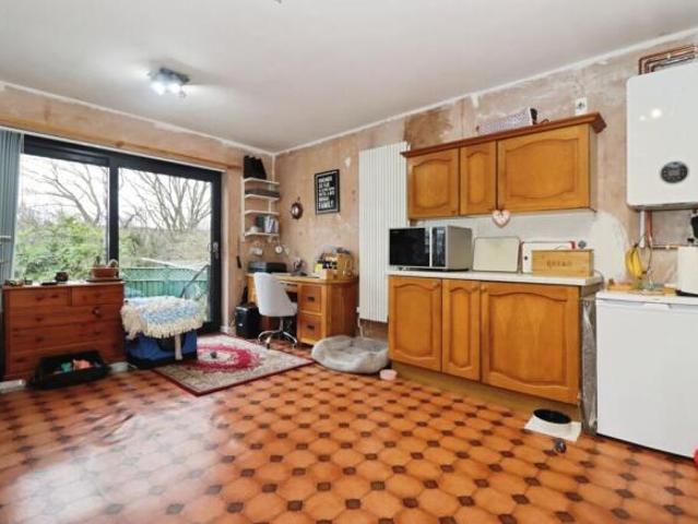 2 bedroom bungalow for sale in Beachgrove Gardens, Bristol, BS16