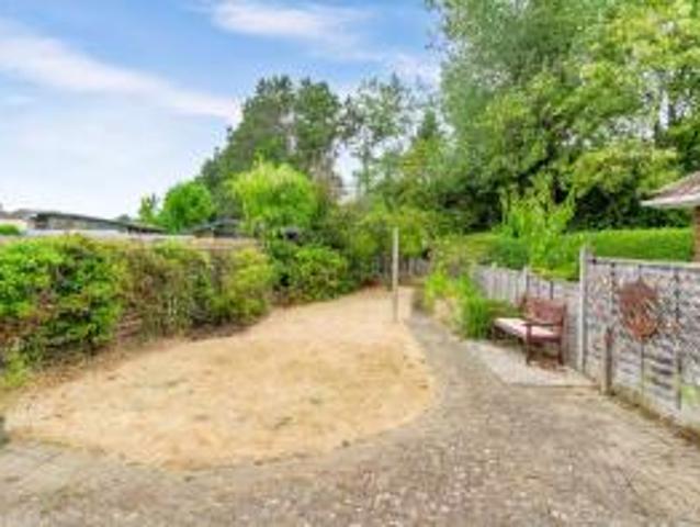 2 bedroom bungalow for sale in Beechwood Drive, Northampton, Northamptonshire, NN3