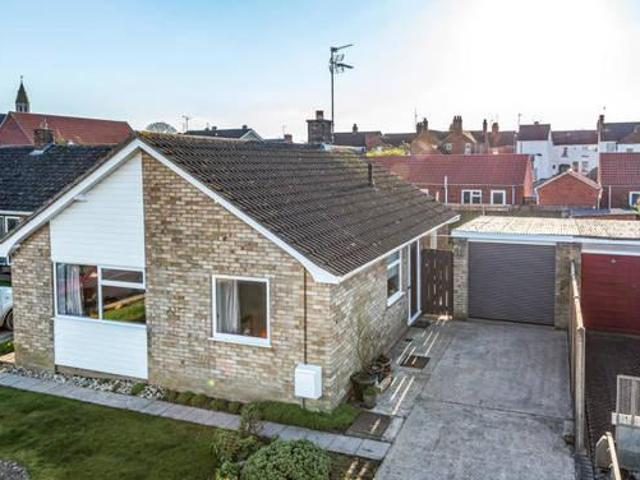 2 bedroom bungalow for sale in Bellfield Close Spalding PE11
