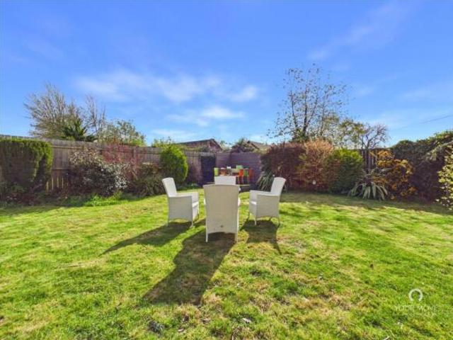2 bedroom bungalow for sale in Broomfield Avenue, Newcastle upon Tyne, and Wear, NE6