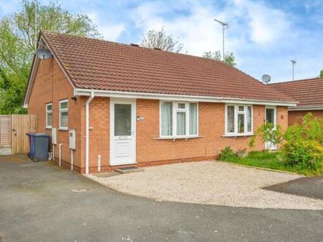 2 Bedroom Bungalow For Sale In Burton on trent, Staffordshire