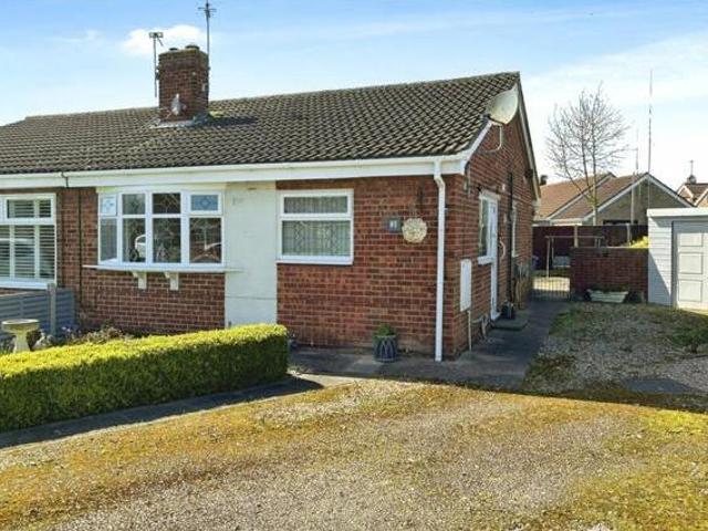 2 Bedroom Bungalow For Sale In Gilberdyke, Brough