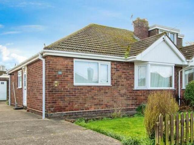 2 Bedroom Bungalow For Sale In Grimsby, Lincolnshire